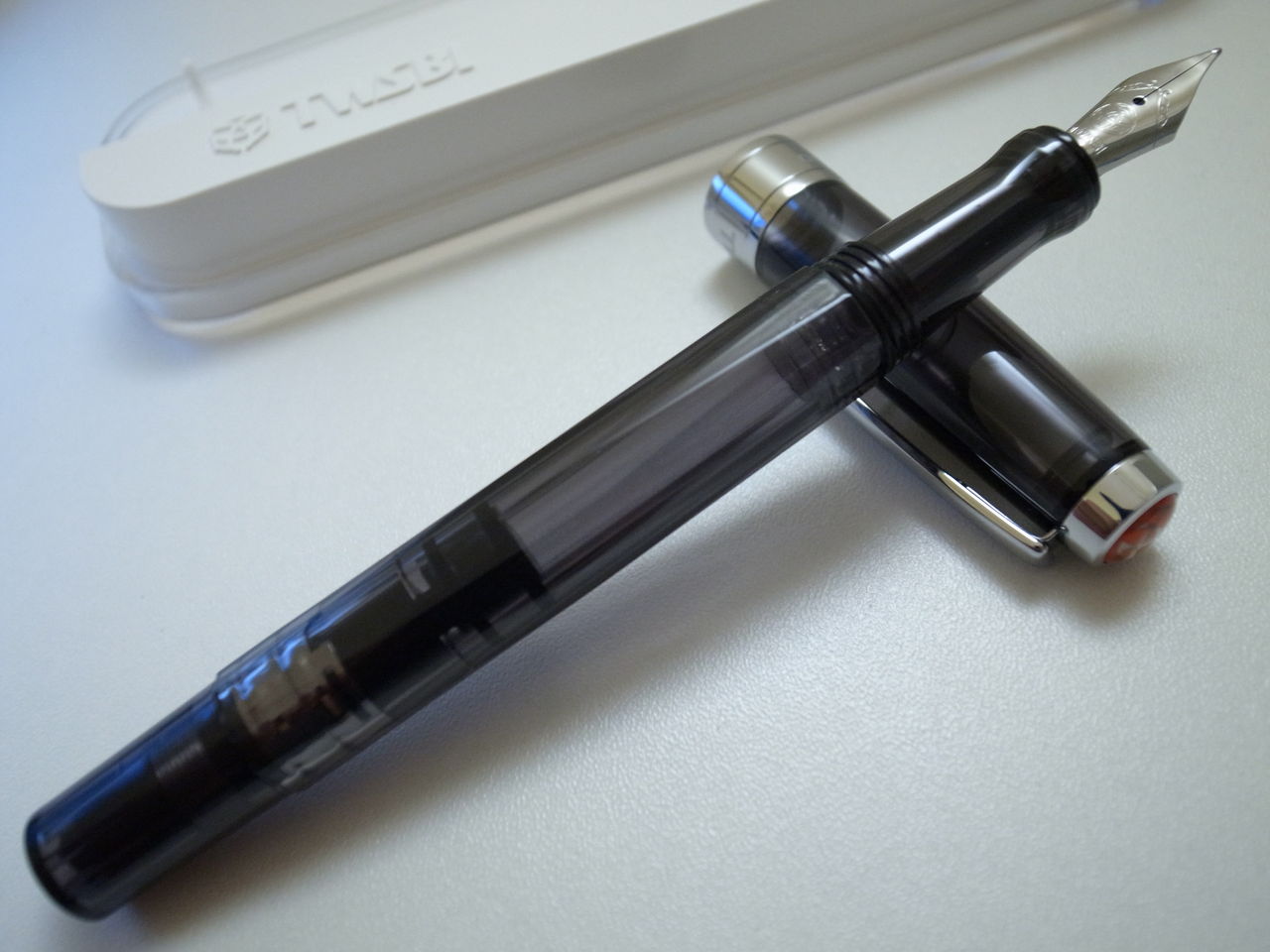 TWSBI Diamond 540スモーク軸 - スティログラフィカ