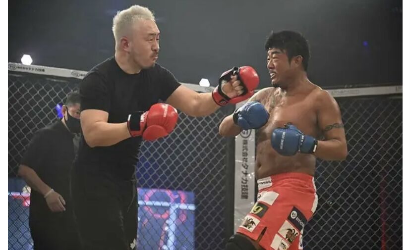 バン仲村、「BreakingDown」のトップを衝撃KO 男泣き「色々なものを背負って…」 : 格闘マニア速報