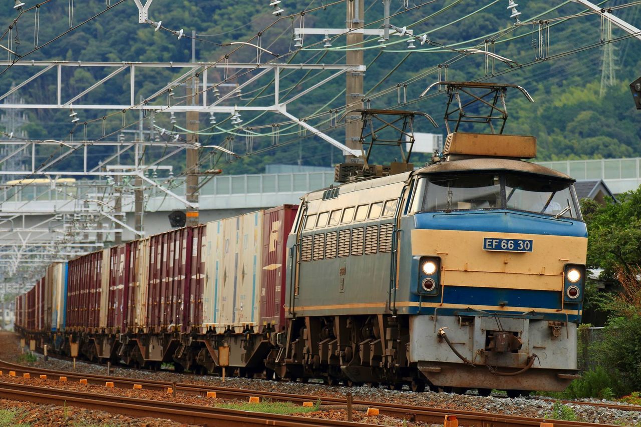 調子でEF66-30 : としぼうの部屋ブログ
