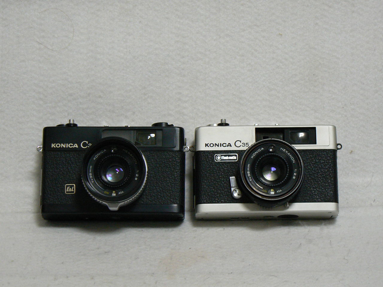 第157回目 コニカC35Flashmatic、コニカC35E＆L : ポンコツとうさんの「カメラの写真」