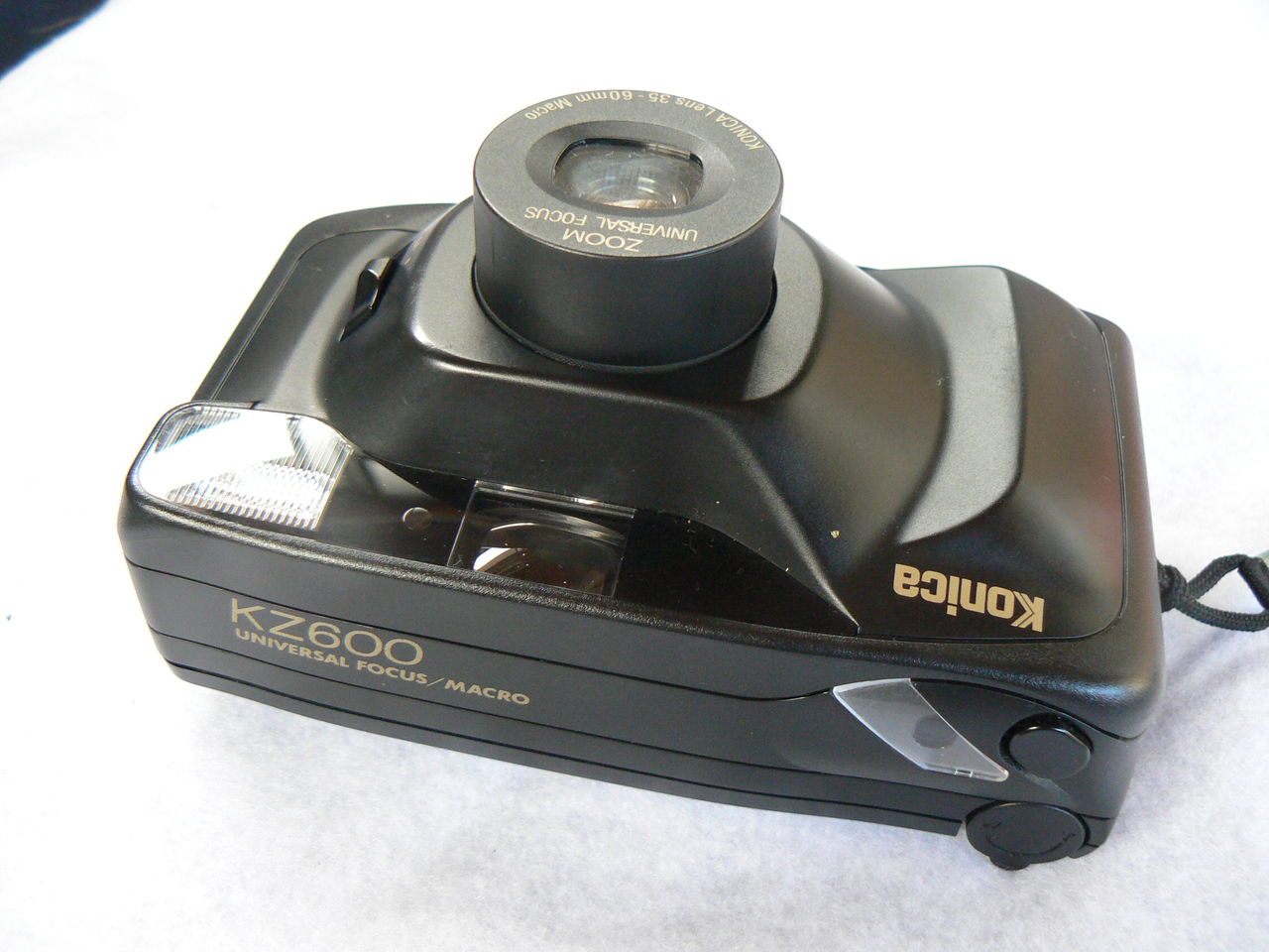 第213回目 コニカ・KZ600 : ポンコツとうさんの「カメラの写真」