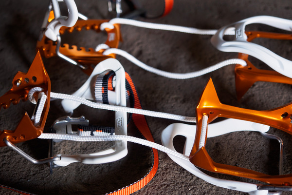 冬装備の見直し(4) ～ petzl LEOPARD FL : 山に野に川に呑みに