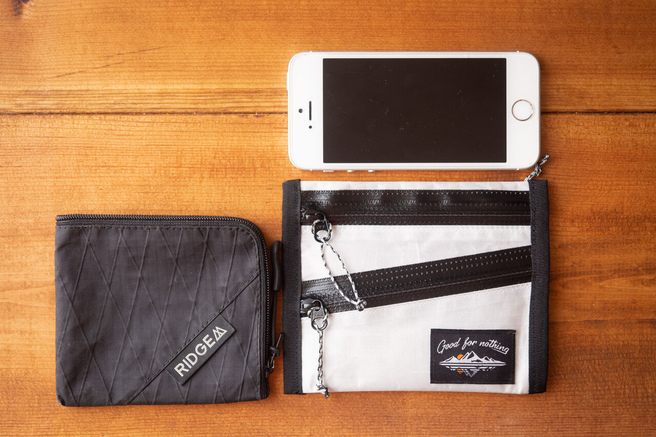 フラットな財布 [Good for nothing Flat Wallet] : 山に野に川に呑みに