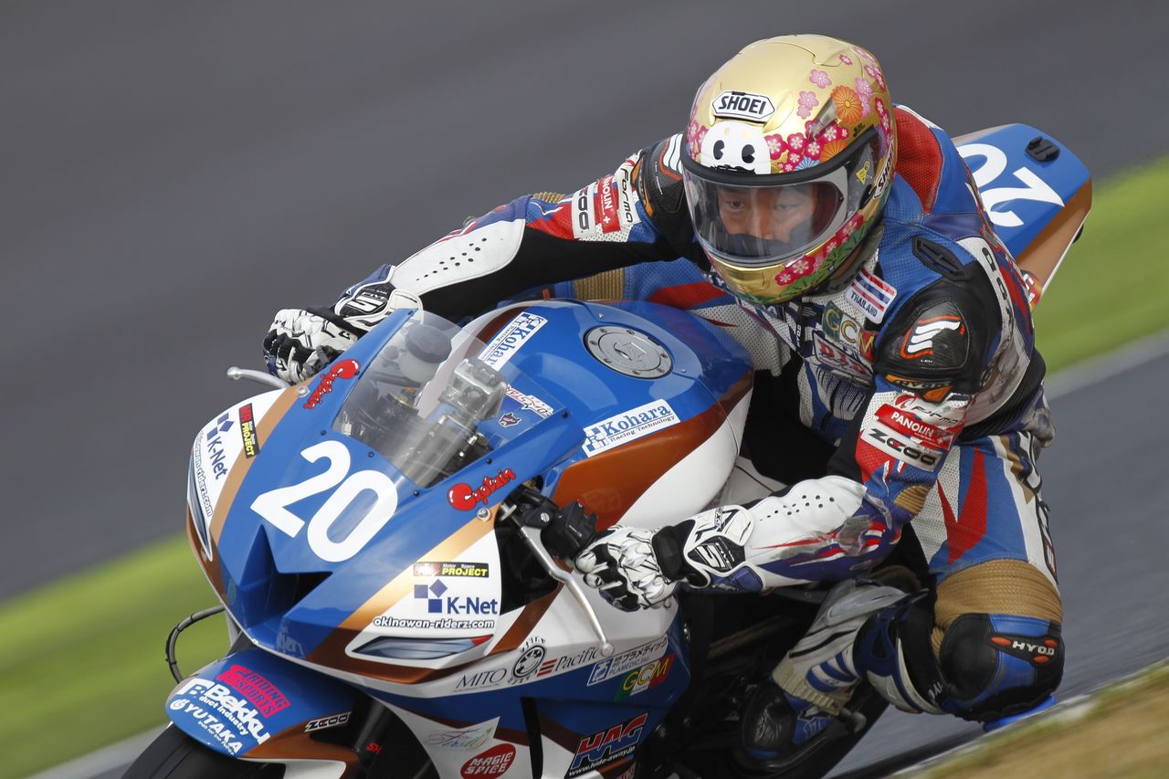 2015年もST600クラスに参加します！ : 燃えるバイクレーサーしんたろう・炎の日記