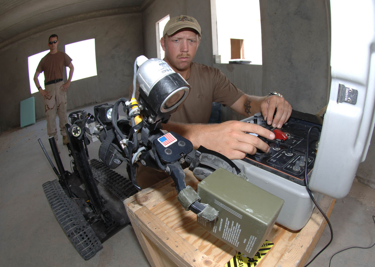 武器化されたロボット Weaponized Robots : 軍用無線のブログ JA2GZU suzuki shinichi