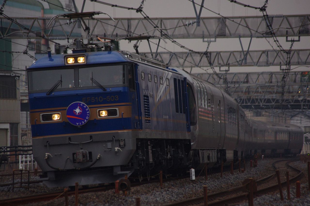 JR東日本 EF510-500写真館 : EF510-503 【北斗星色】 (1枚)
