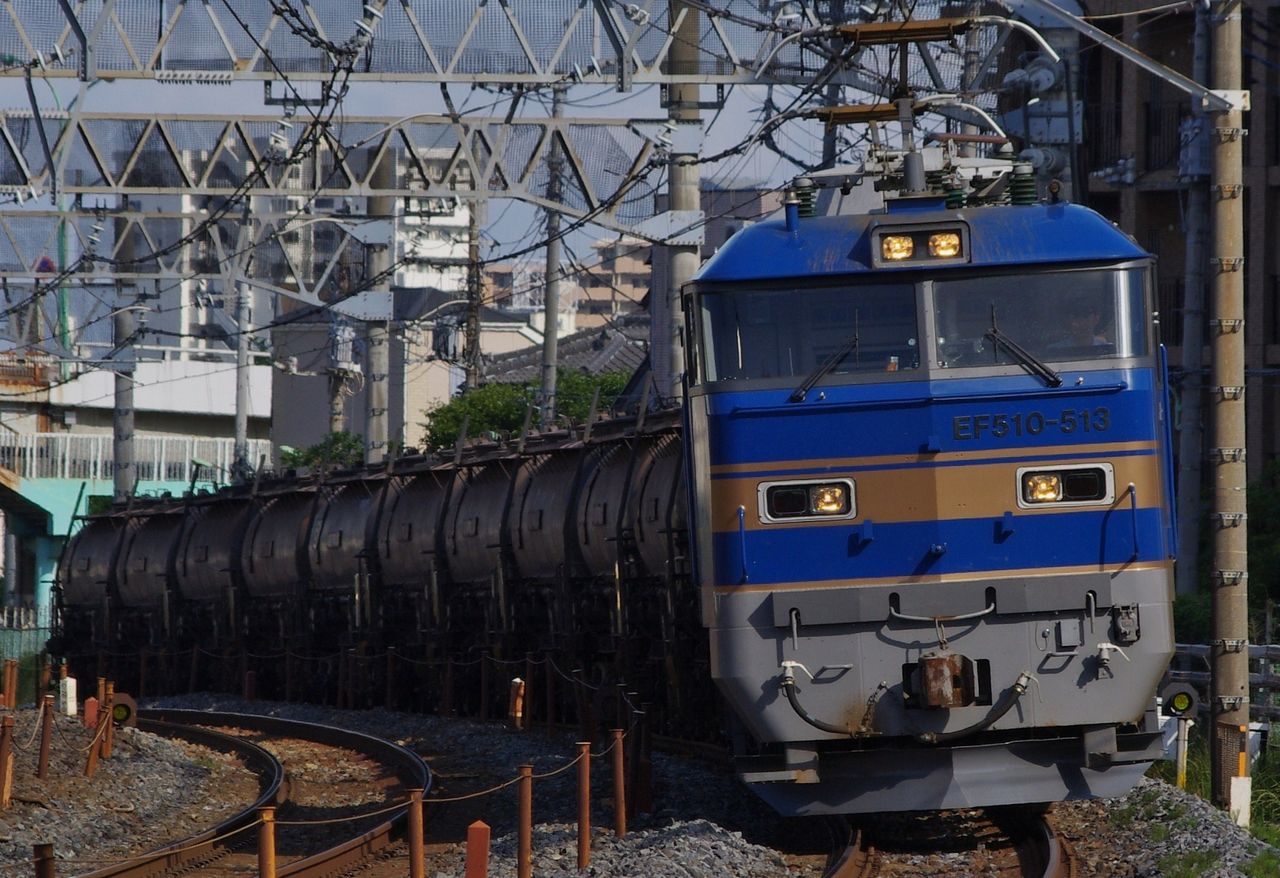 JR東日本 EF510-500写真館 : EF510-513 【北斗星色】 (3枚)