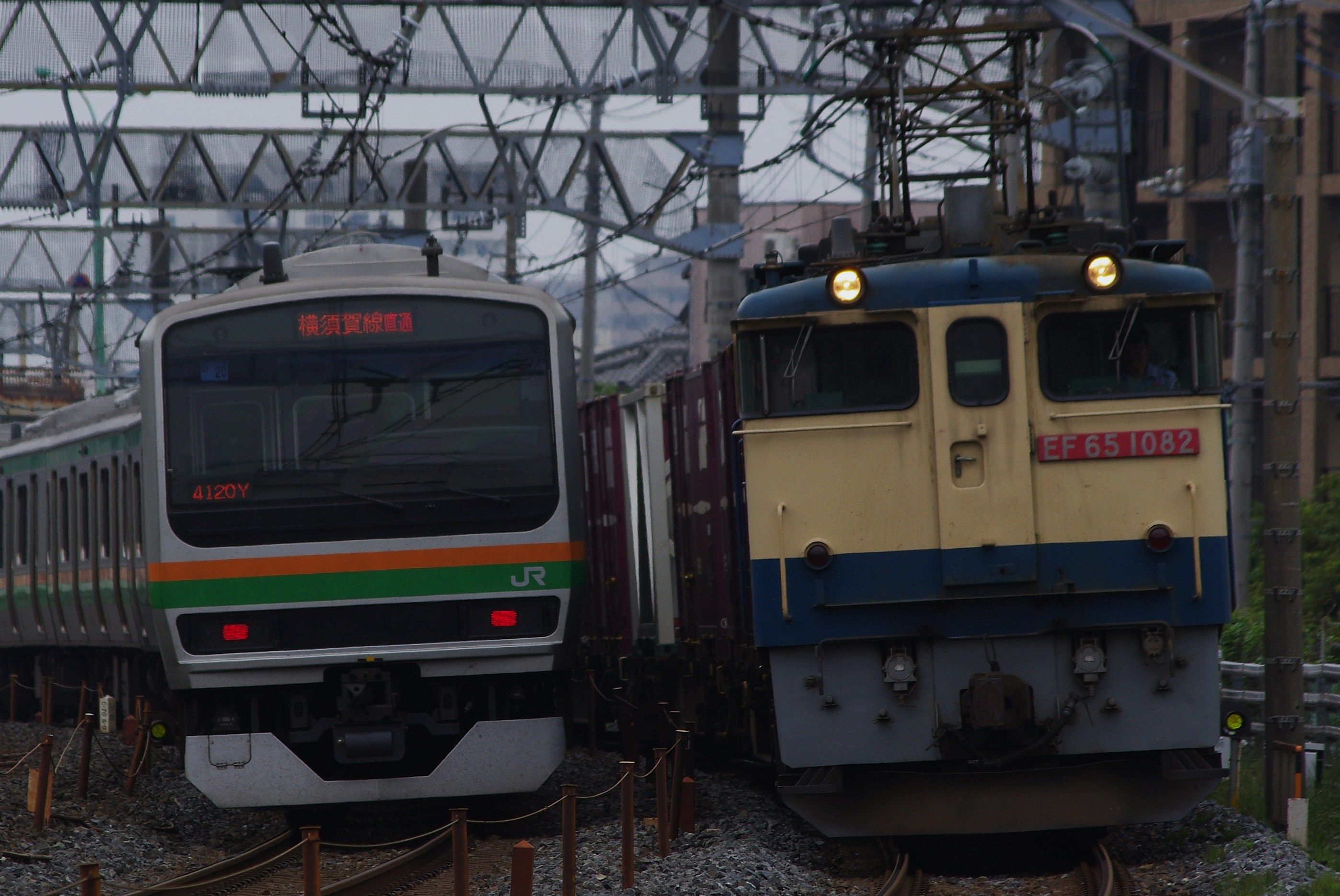 JR東日本/JR貨物 EF65 PF : EF65 1082 [新] 国鉄色 赤プレート