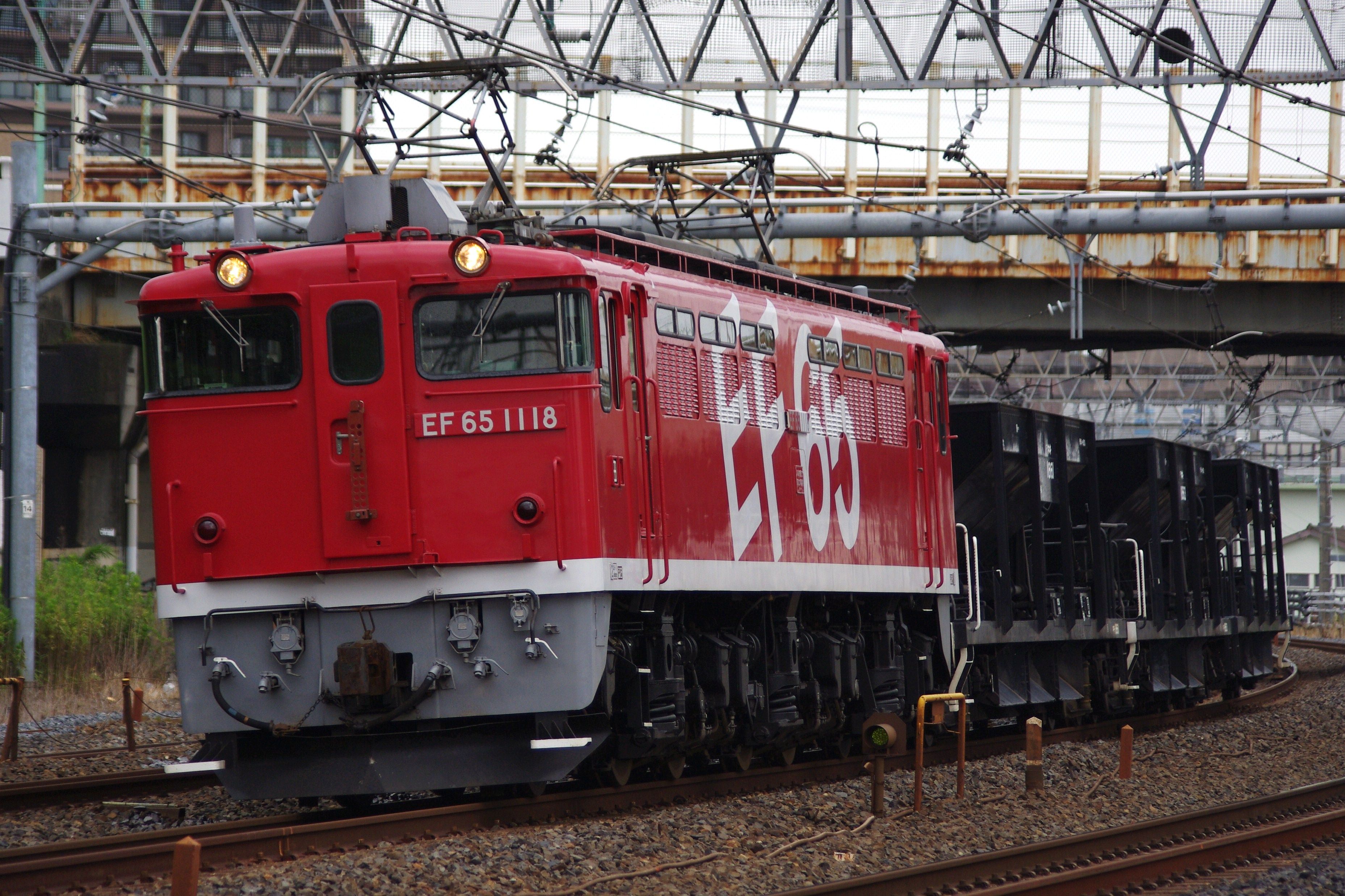 JR東日本/JR貨物 EF65 PF : EF65 1118 [田] S.E.R色