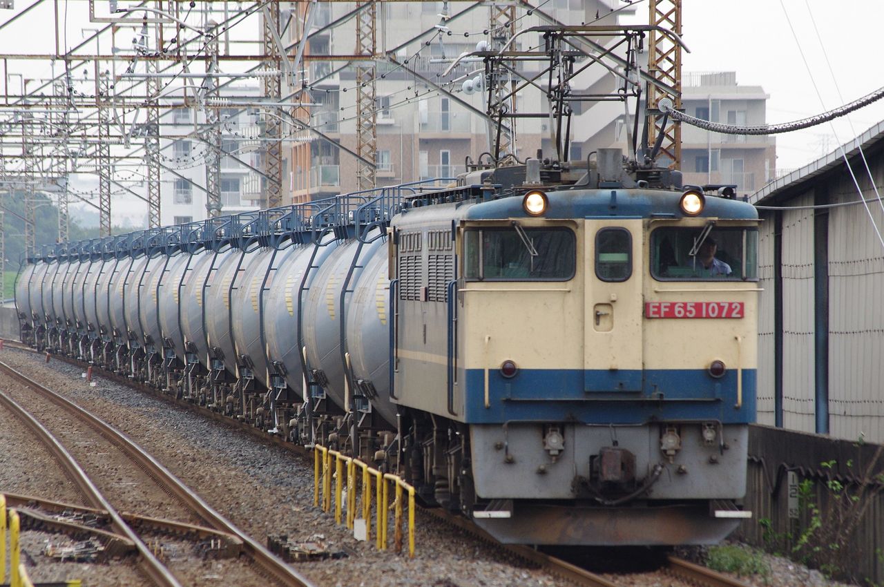 JR東日本/JR貨物 EF65 PF : EF65 1072 [新] 国鉄色 赤プレート