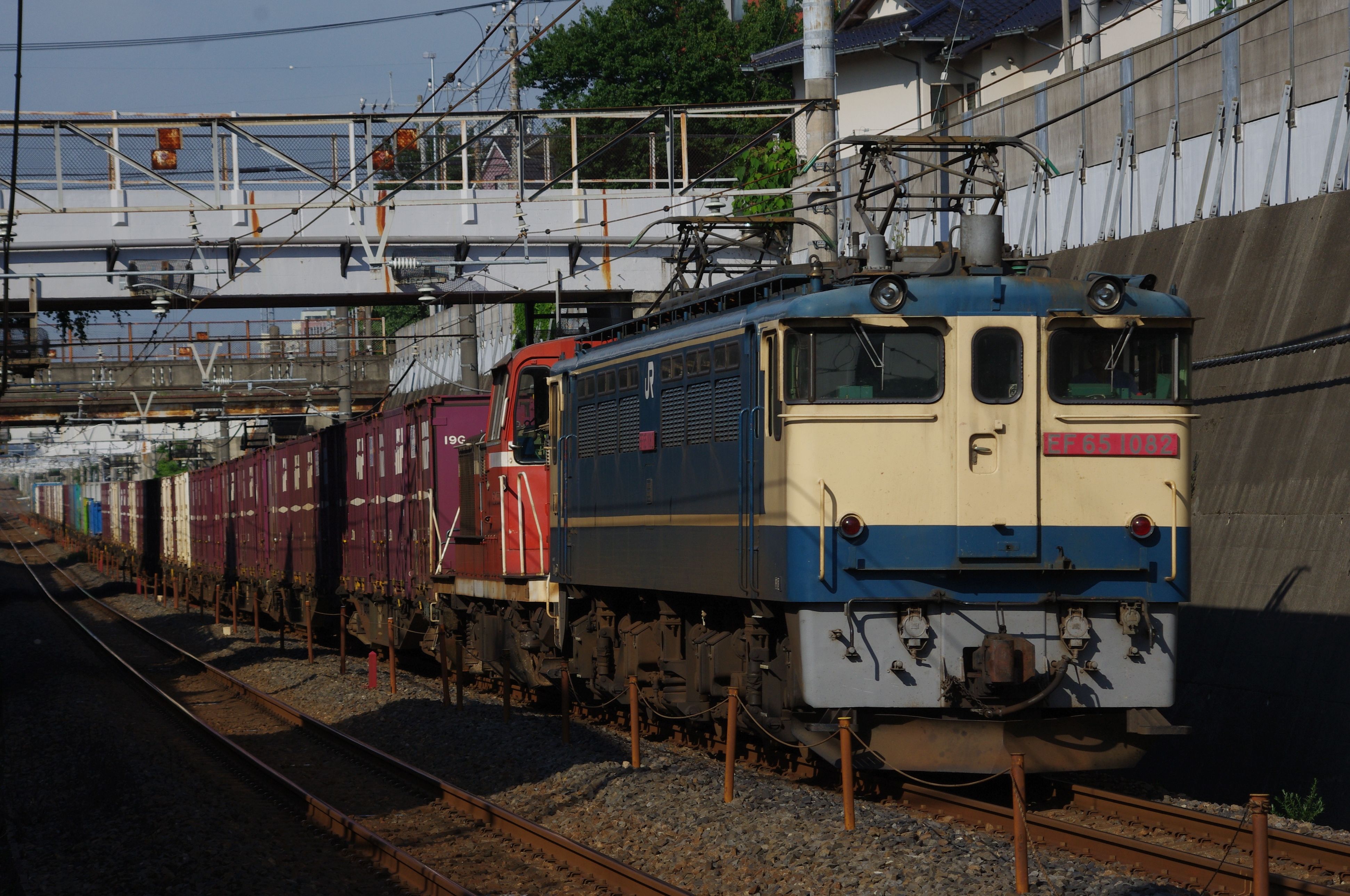JR東日本/JR貨物 EF65 PF : EF65 1082 [新] 国鉄色 赤プレート