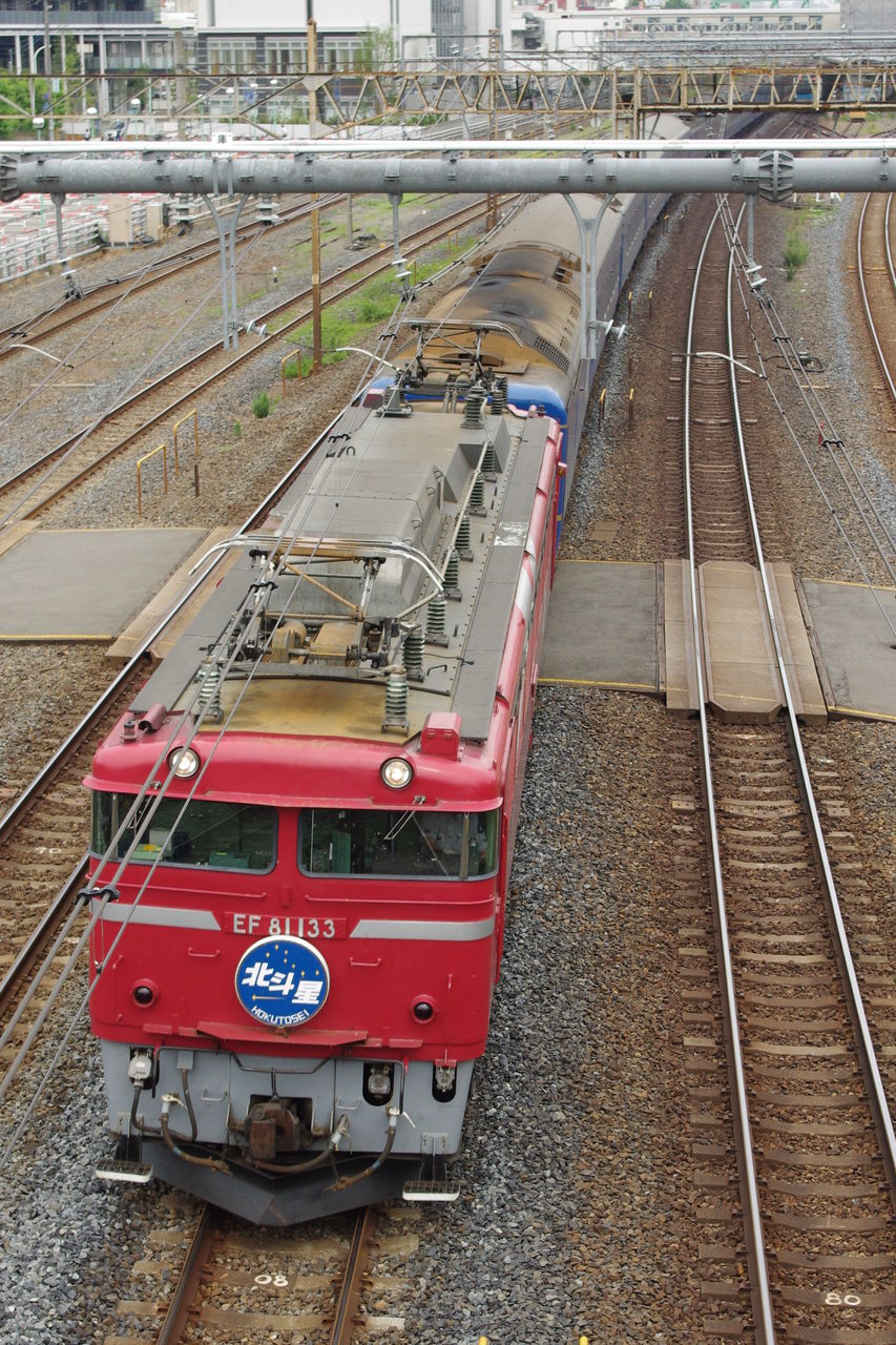 JR東日本 EF81写真館 : EF81 133[田] (1枚) 北斗星色