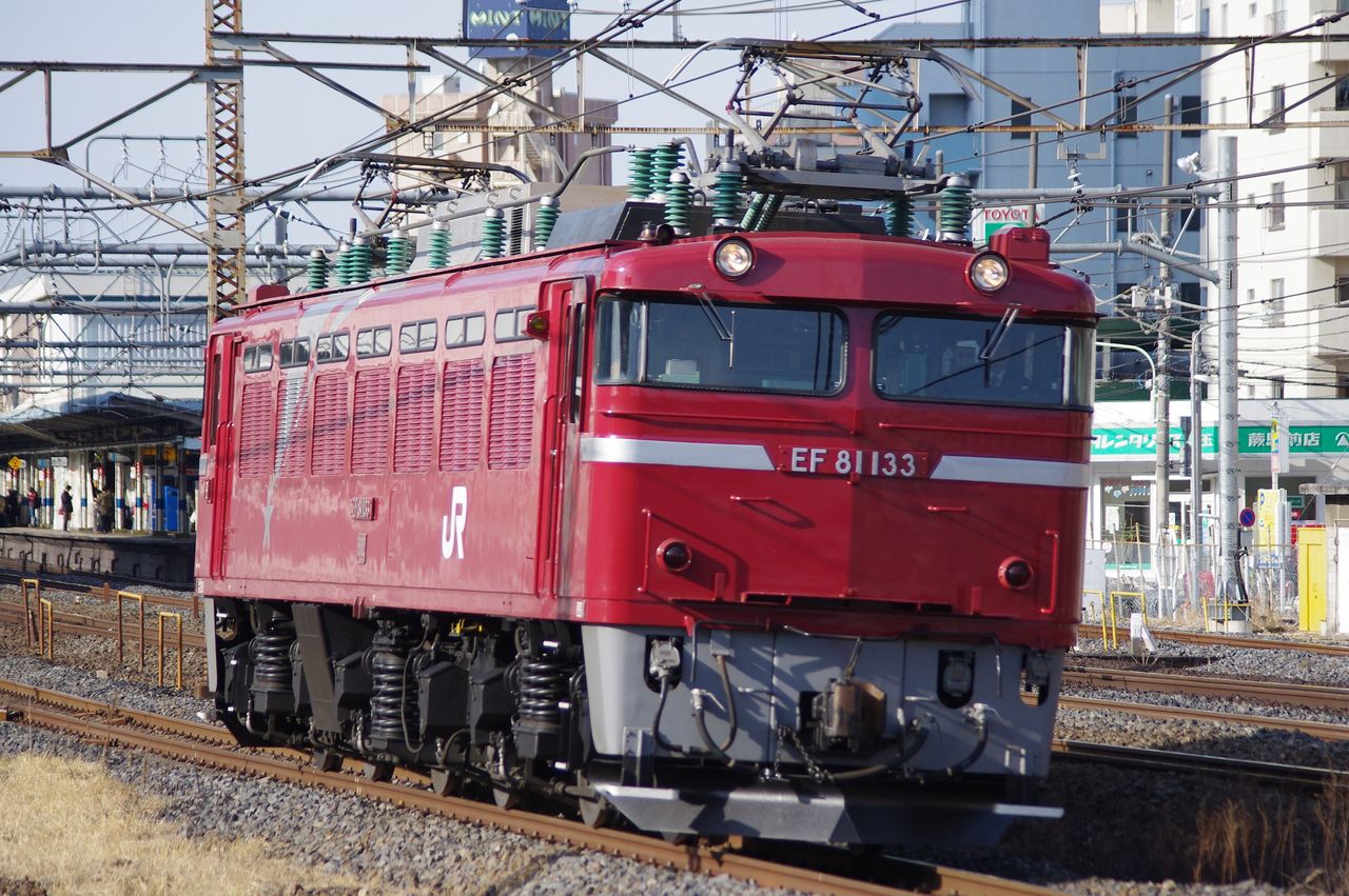 JR東日本 EF81写真館 : EF81 133[田] (1枚) 北斗星色