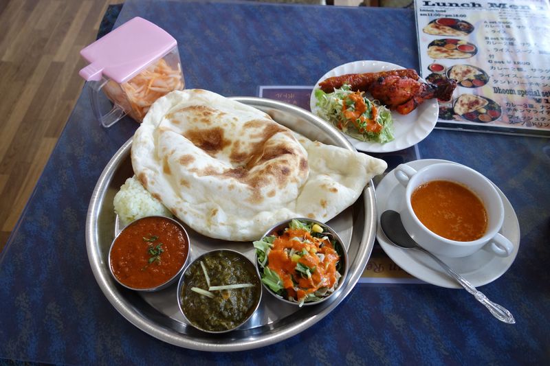 成田 : 呼吸するが如くカレー4