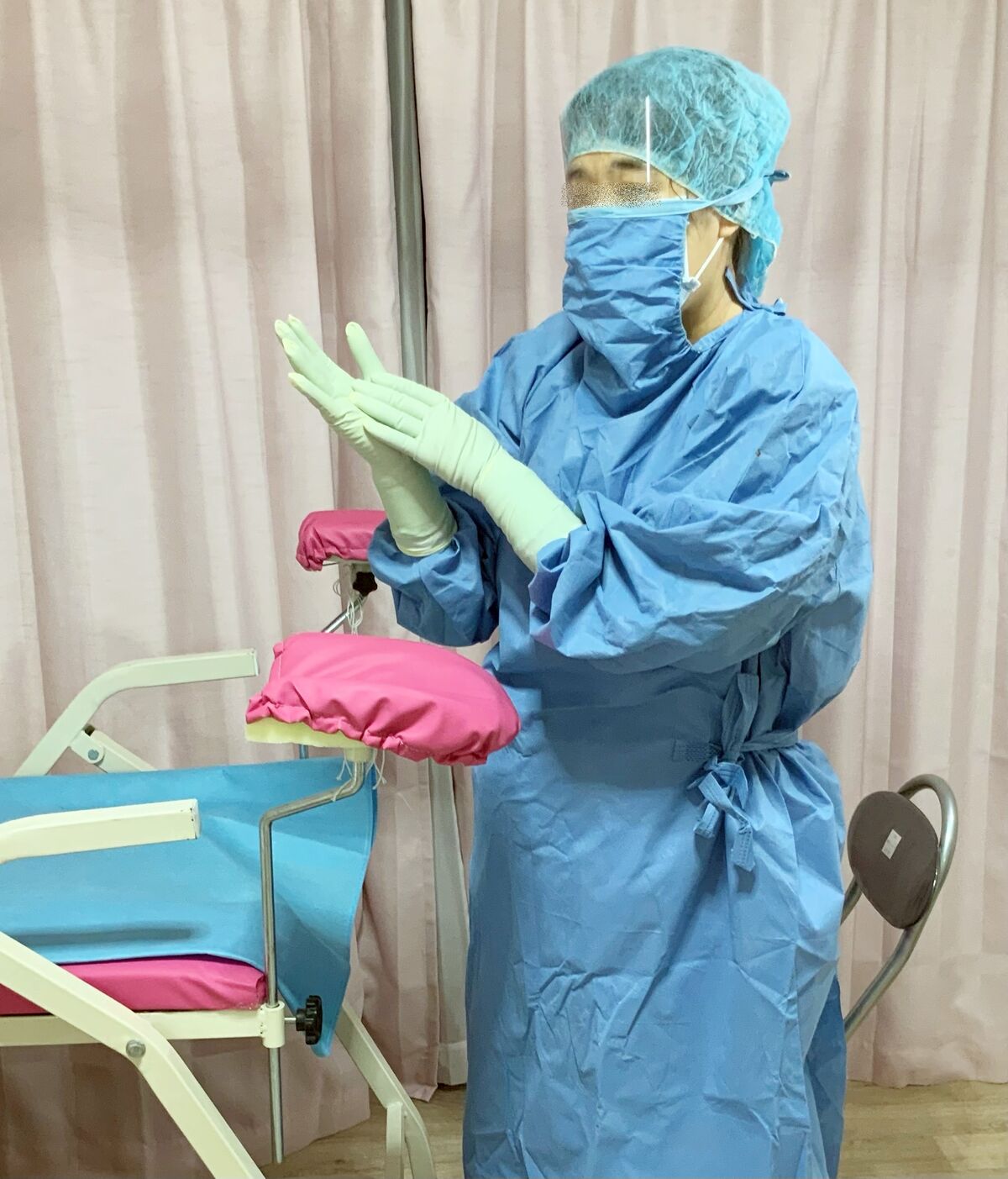 ピティナ＆丸太いずみの 医療プレイ研究所part.2 : 手術着へのこだわり ～マスク付術衣(ガウン)について