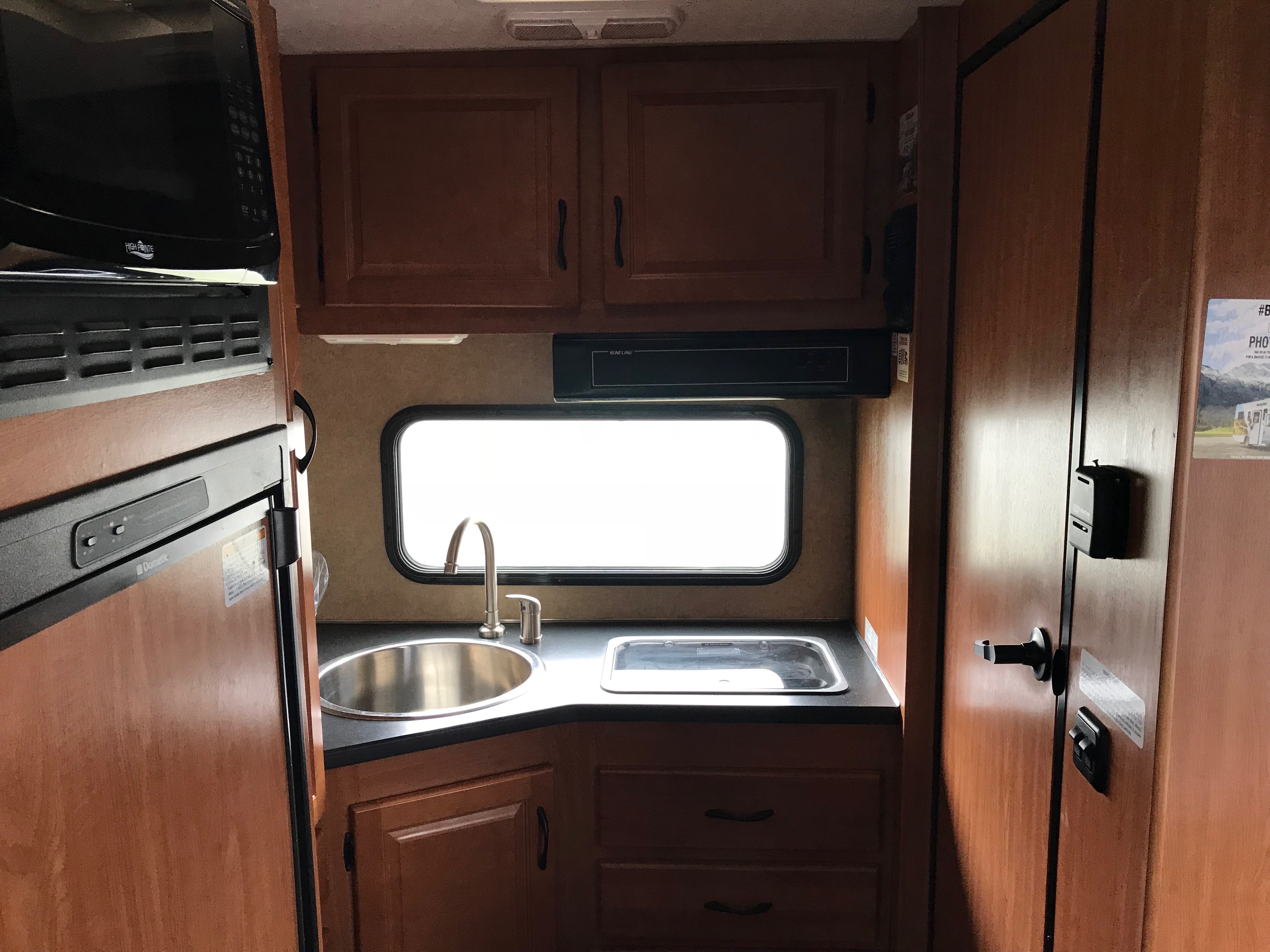 キャンピングカーでバンフ、ジャスパーに行ってきました。（準備編） : World through Camera