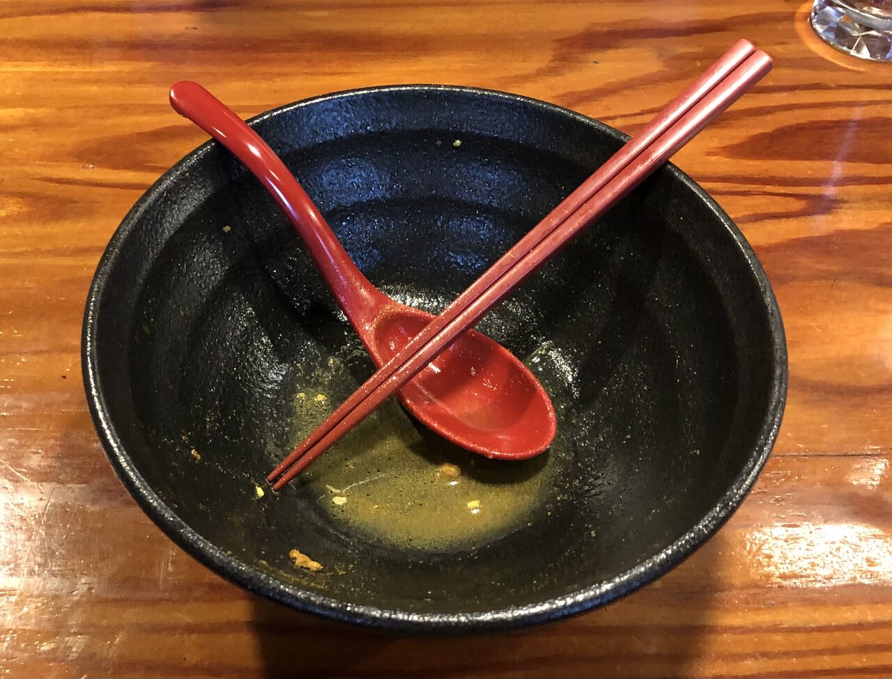 よこすか海軍カレーラーメン＠ら～麺酒房 和らく（県立大学） : ビールが主食