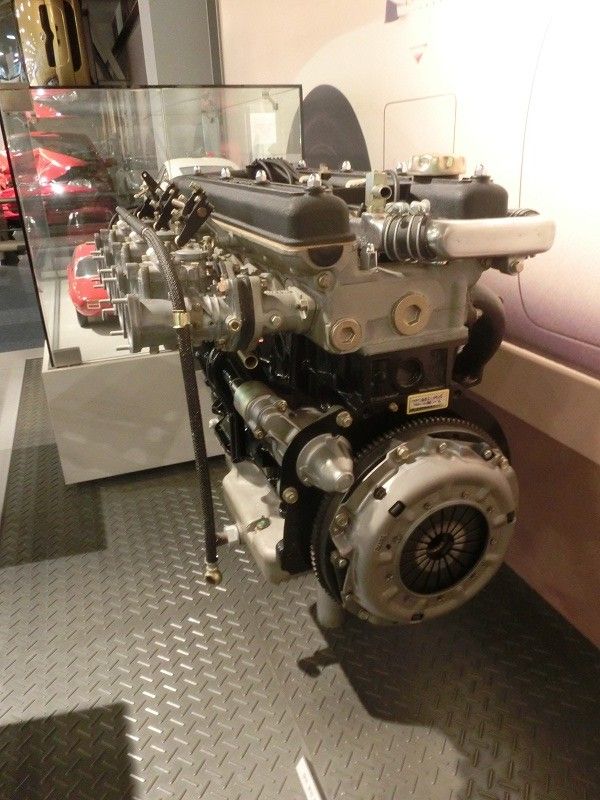 トヨタ産業技術記念館トヨタ・3M型エンジン・・・2000GT用！ | ラビットのブログ