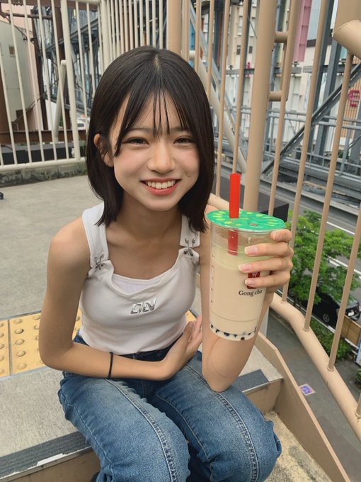 【画像】JC(14)の膨らみかけwwwwwwwwwwww｜ラビット速報