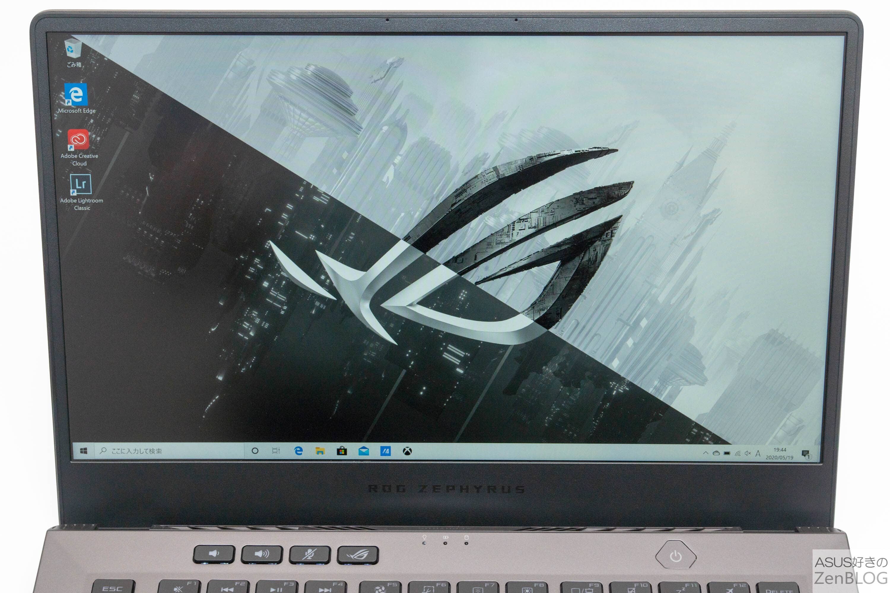 ゲーム以外の用途も想定されたモバイル可能なゲーミングノートPC ゲーム以外の用途も想定されたモバイル可能なゲーミングノートPC