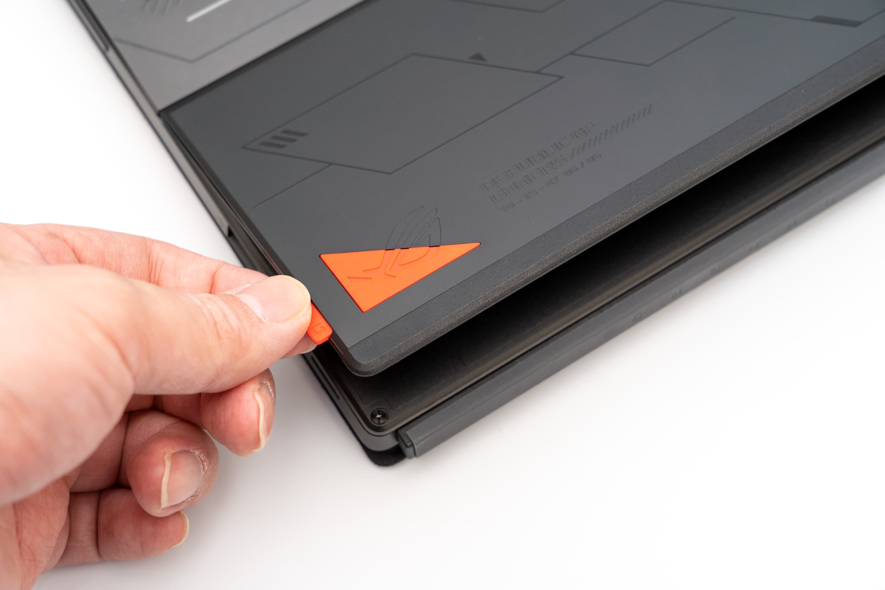 ROG Flow Z13 GZ301ZEレビュー これが新しいモバイルゲーミング ROG Flow Z13 GZ301ZEレビュー これが新しいモバイルゲーミング