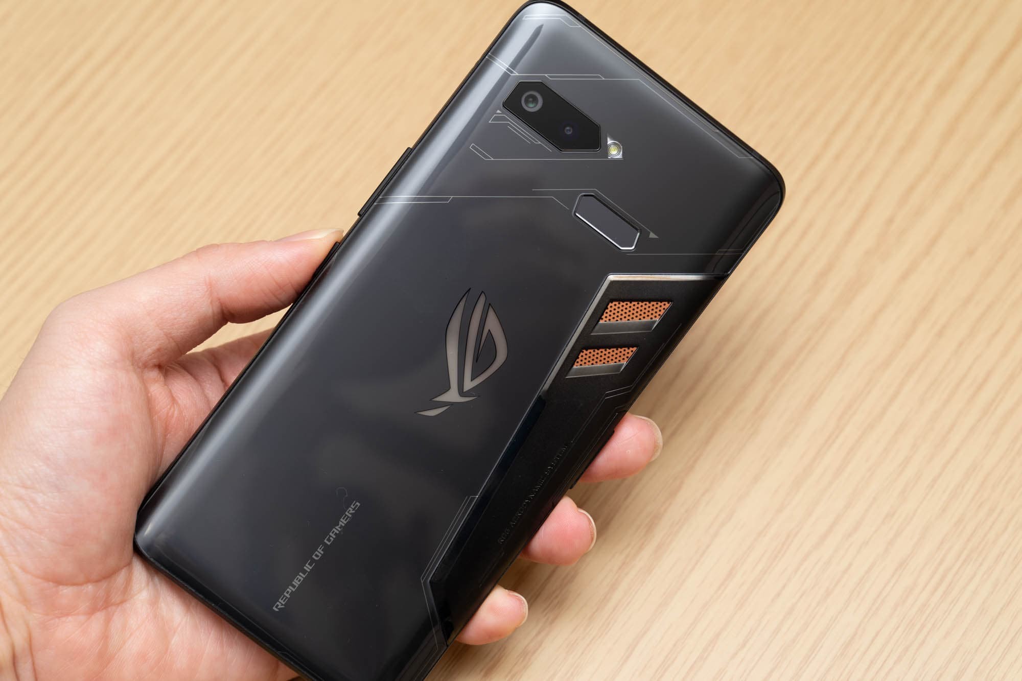 ASUS ROG Phone（8GB/128GB）が税込み7万600円で販売中【Amazonプライムデー】 : ASUS好きのZenBlog ...