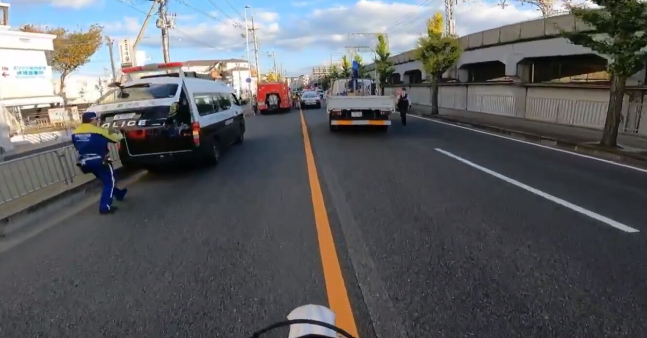 渋滞情報】#国道24号 京都府京都市伏見区深草泓ノ壺町 近鉄京都線 伏見駅付近で大破事故10月26日 #京都 : 事件事故・災害速報ニュース