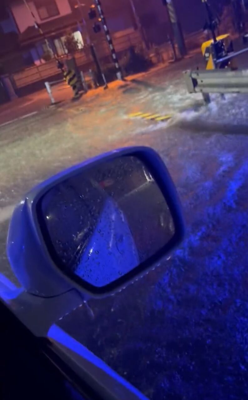 【現場の様子】#交通情報 大雨で道路冠水してる福岡県筑紫野市・太宰府市の情報 御笠川が氾濫危険水位7月10日 #福岡 #筑紫野 #大宰府 ...