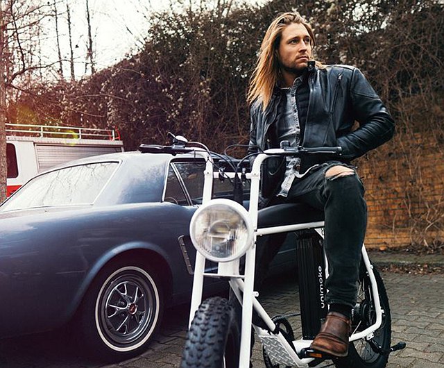 【独逸】一見オートバイ？アーバンドライブスタイル『ユニモーク MK／SW』 : いまどきバイク