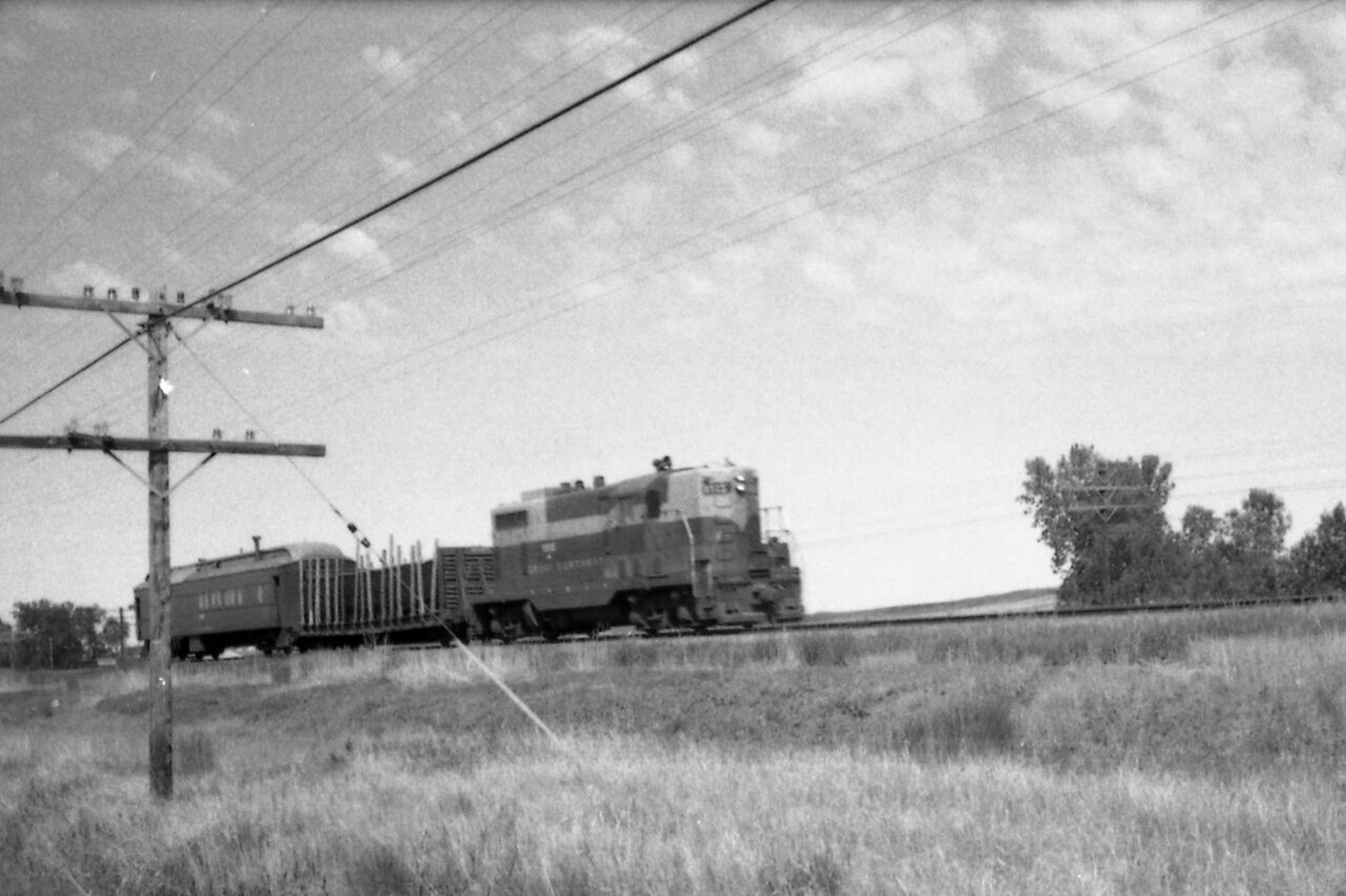 Works - GN GP7 #636 : Boxcar Red Collection