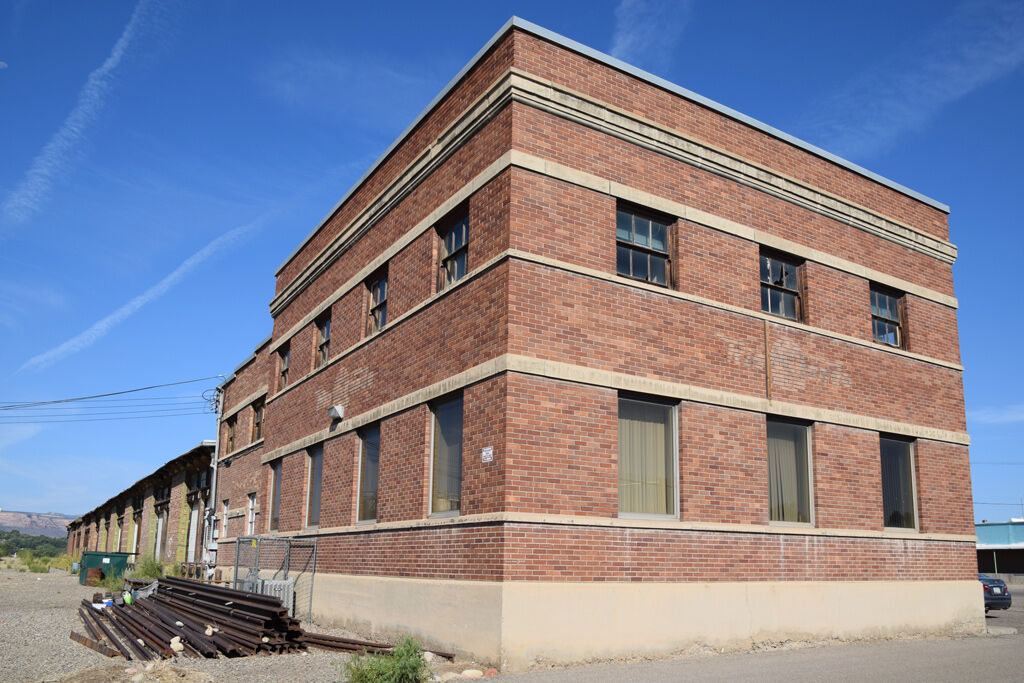 DRGW Grand Junction Freight Depot : Boxcar Red Collection