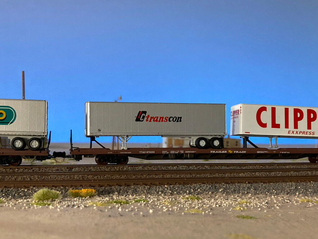 Wheels on Wheels 09 -Transcon Lines trailer : Boxcar Red Collection