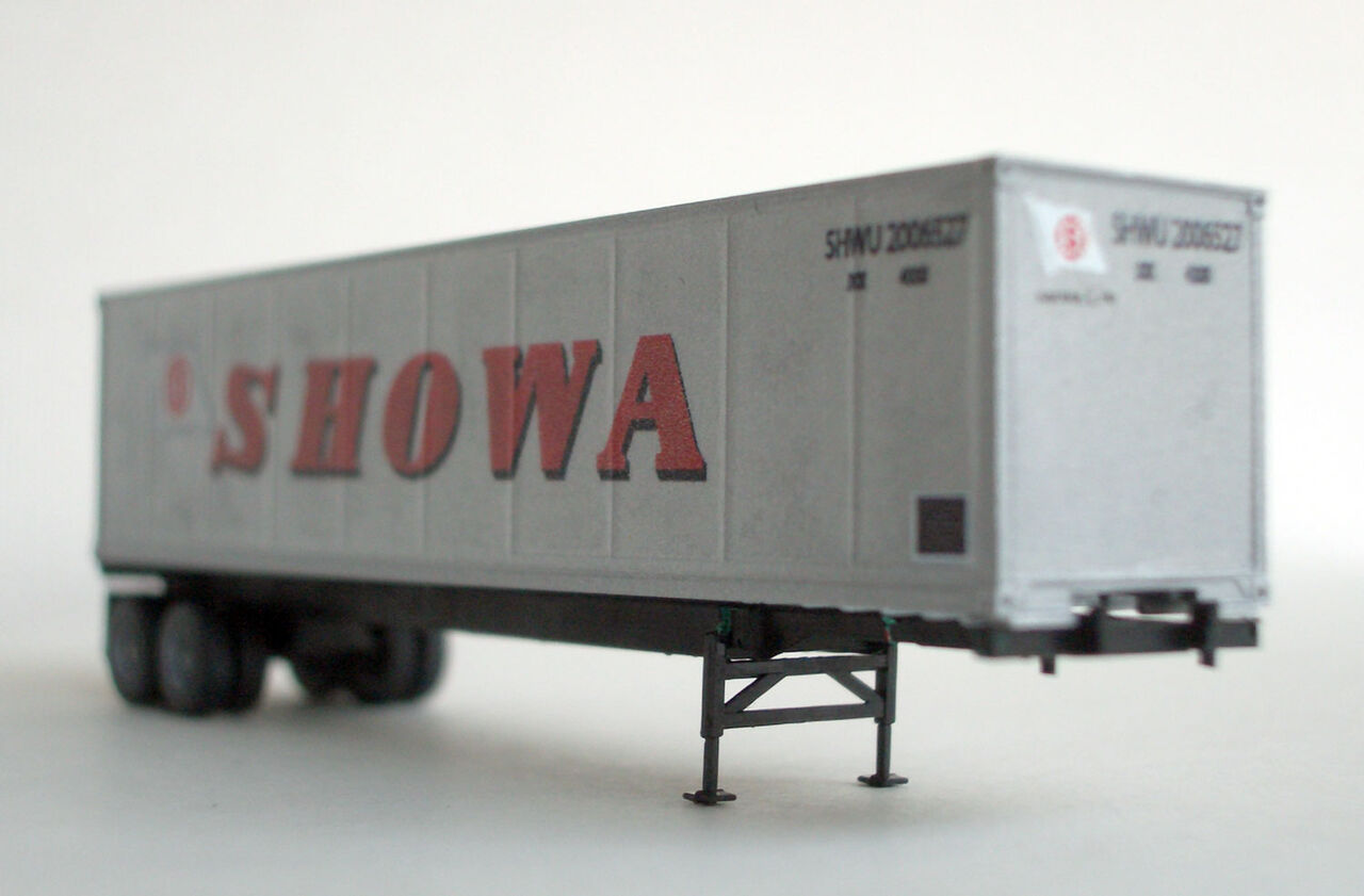 Wheels on Wheels 22 – 40’ SHOWA Line Container on chassis : Boxcar Red ...