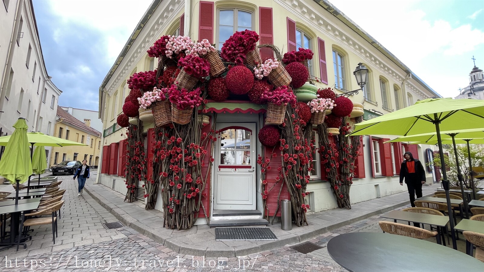 リトアニア旅行記23 ヴィリニュス大学に行ってカフェ「Poniu Laime」で休憩 : ロンリートラベル ～海外個人旅行記～