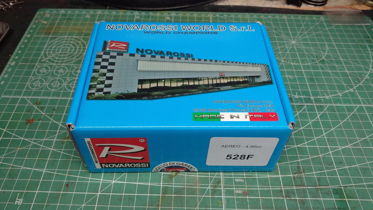 ノバロッシ528Fを入手 : ラジコンボート病のブログ