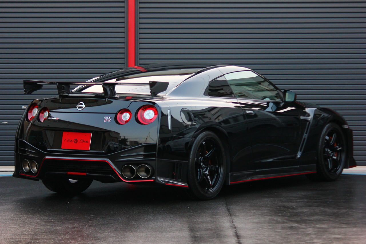 35GT-R NISMO 入庫しました☆ | ロックボデーマガジン
