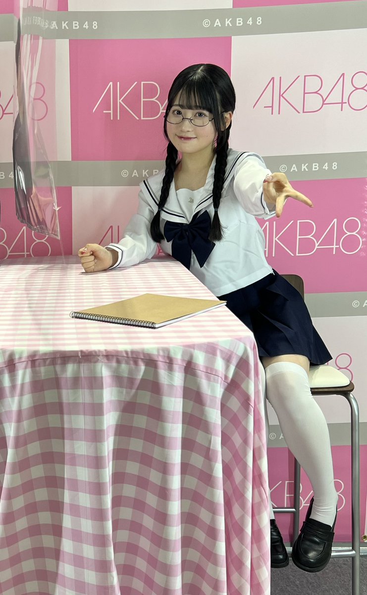 【大朗報】AKB研究生、2S写真会でパン ラ キターーーーーーーーーーーーーーーー : ROMれ！ペンギン(AKB48まとめ)