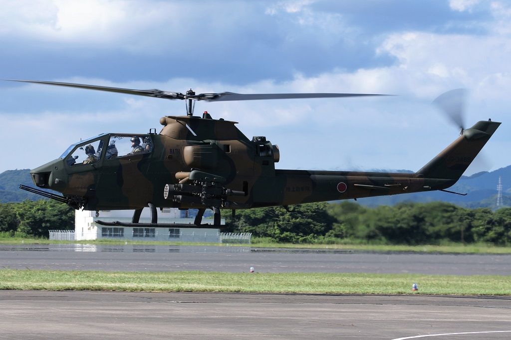 館山航空基地 ヘリコプターフェスティバル2016 帰投 : Library of Skies （外来機待機室）