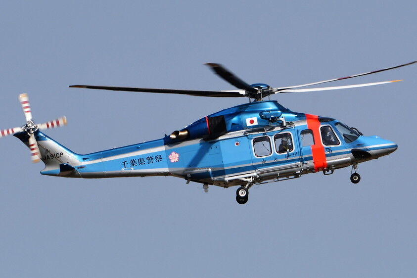 2020年3月26日(木) 竜ヶ崎飛行場 : Library of Skies （外来機待機室）