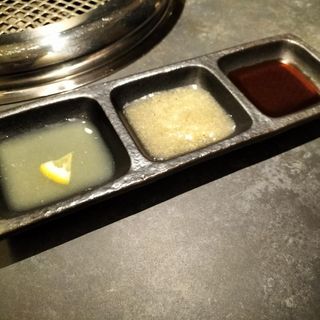 大阪グルメひとり旅:有名人も御用達のあの人気焼肉店がミナミにオープン！＠心斎橋「きらく」