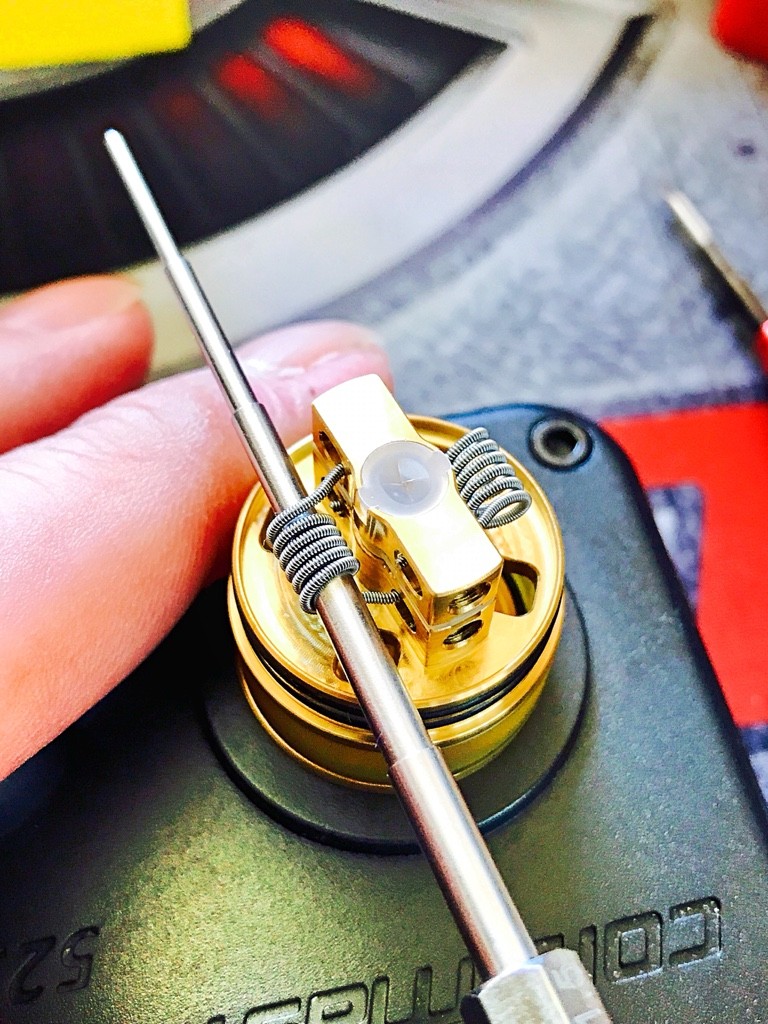 【アトマイザー レビュー】OUMIER Maximus Max RDTA : SapporoVapor RYUK55 VAPE沼blog♪