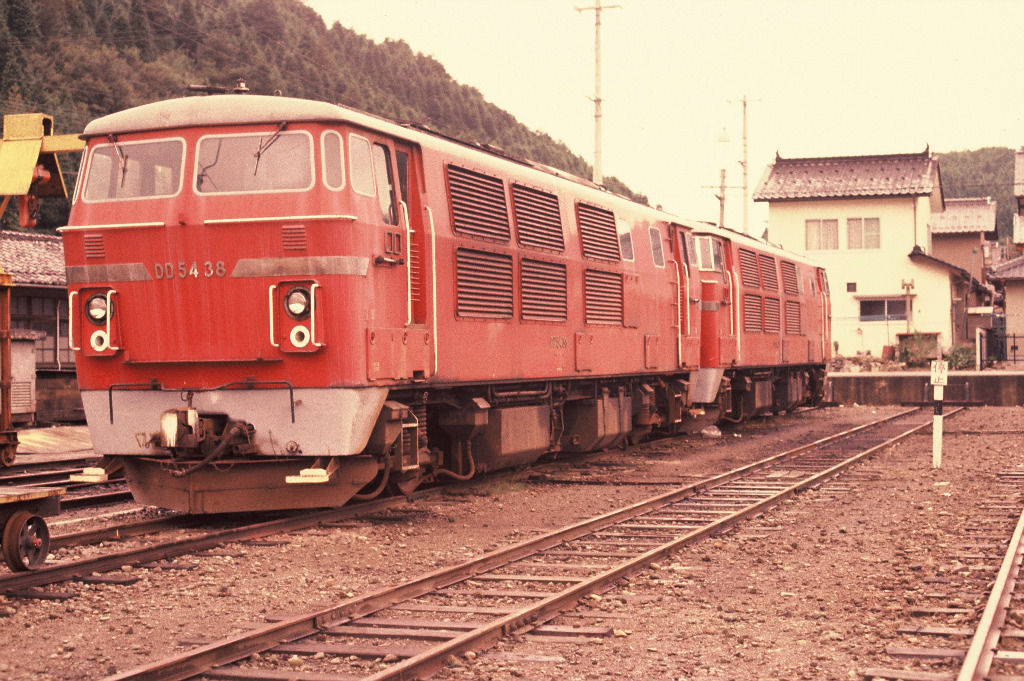 梅小路蒸気機関車館のC11-64 : 半田の吉田のblog