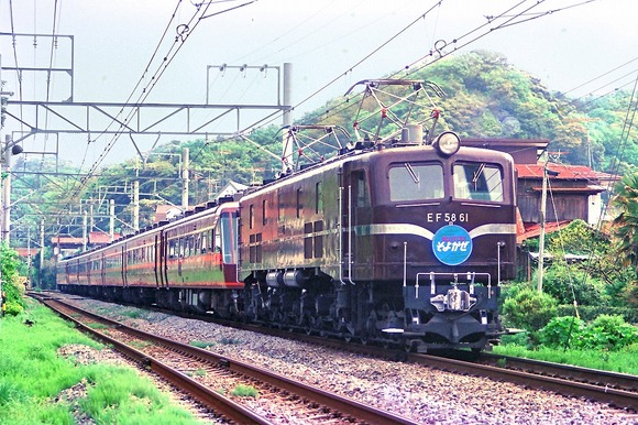 お召専用機関車 EF5861 の回想（3）サロンエクスプレスそよかぜ : 線路は続くよどこまでも