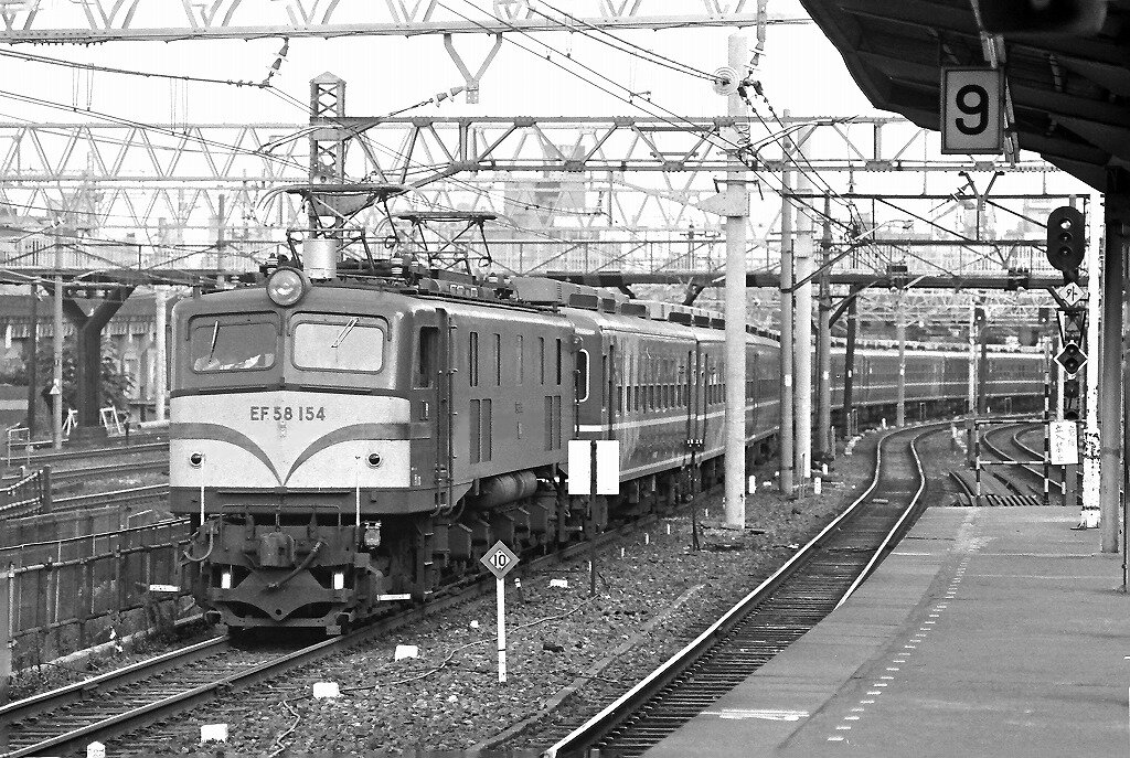 古の記憶 山手線での駅撮り（5） : 線路は続くよどこまでも