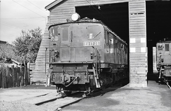 旧型電気機関車 ED17 ED18 : 線路は続くよどこまでも