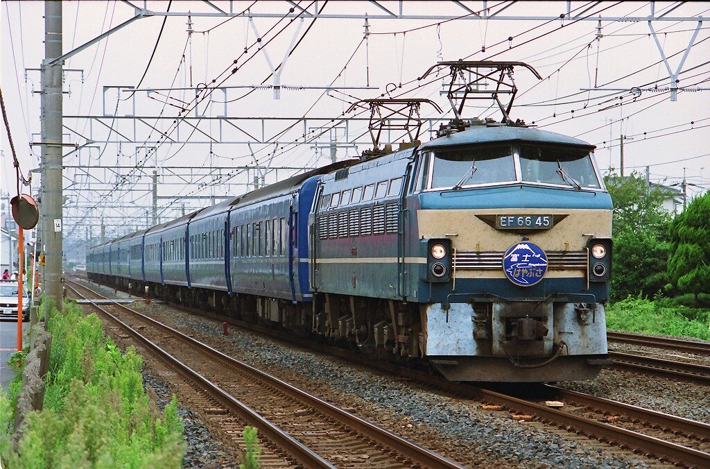 EF66最後の特急運用（2） : 線路は続くよどこまでも