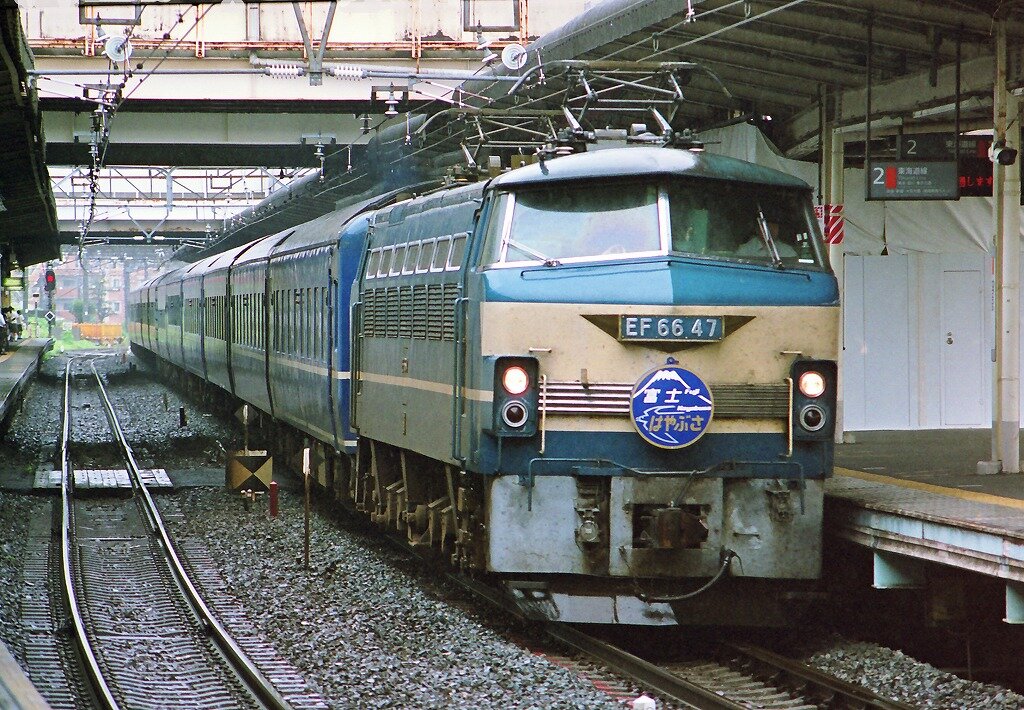 EF66最後の特急運用（2） : 線路は続くよどこまでも