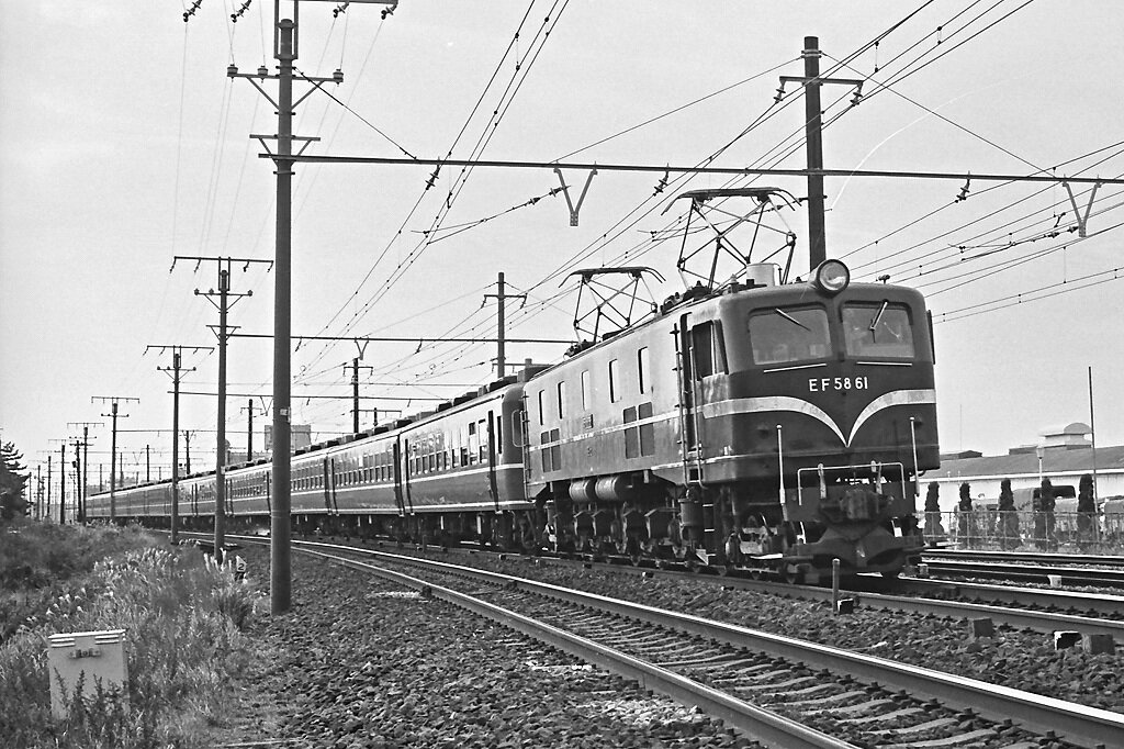 線路は続くよどこまでも