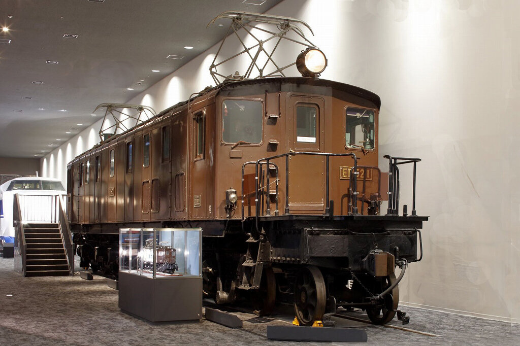 電気機関車のトップナンバー EF52－EF57 : 線路は続くよどこまでも