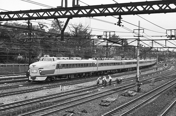 古の記憶 山手線での駅撮り（4） : 線路は続くよどこまでも
